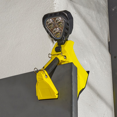 Streamlight Vulcan Clutch - Multi-Function Lantern with Ultra-Bright ...